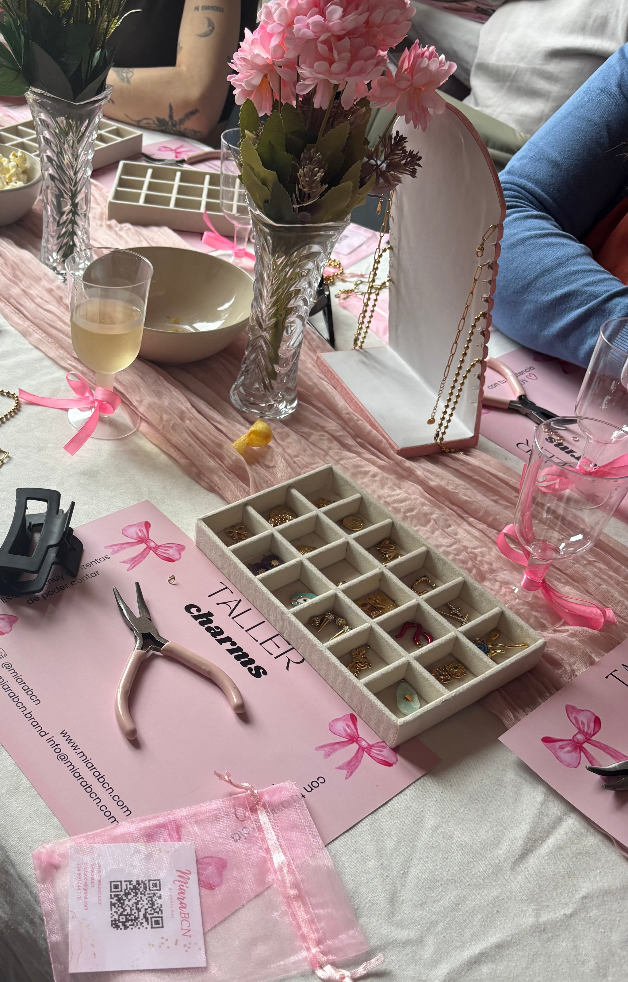 Miara BCN - Bisutería de alta calidad y bolsos exclusivos